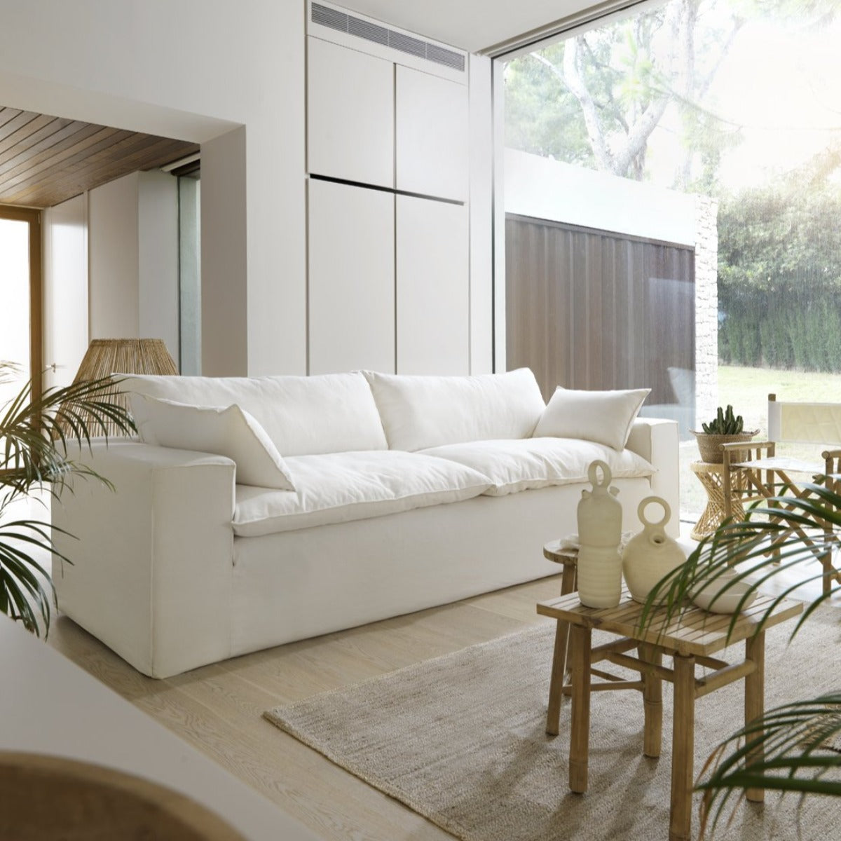 Sofa Island | Happinez Ibiza